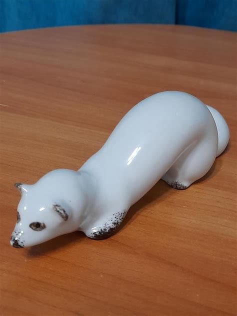 Фигурка куница под реставрацию — цена 120 грн в каталоге Статуэтки Купить товары для дома и