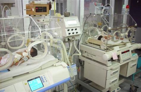 Отбелязваме Световния ден на недоносените деца