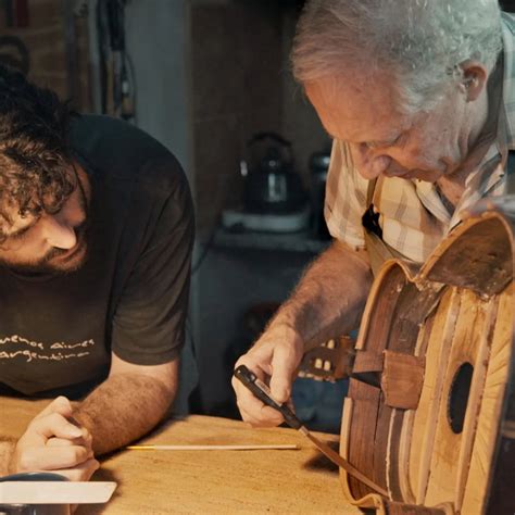 Ai Weiwei Llega A Colombia Con Una Exposición De Obras Que Contienen Bloques Lego Infobae