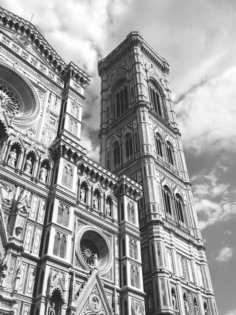 Premium Photo Black And White Architectural Caption Duomo Do Firenze