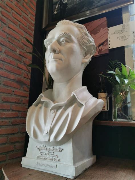 อ ศิลป์ พีระศรี รูปปั้น จิตรกรรม คนดัง