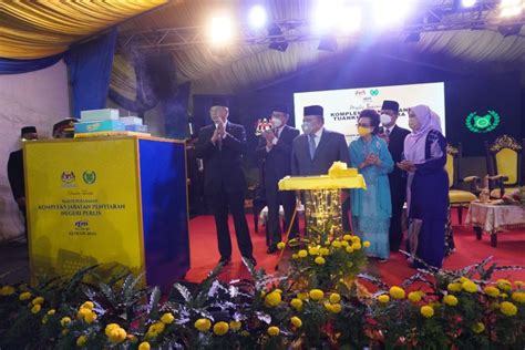 Nama Raja Sultan Sahaja Boleh Diabadi Pada Jalan Sekolah Atau Bangunan Suara Merdeka