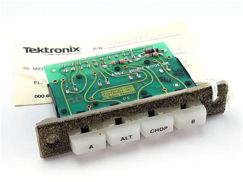 Tektronix 670 1330 00 Horizontal Mode Switch Bank For R7704 Global