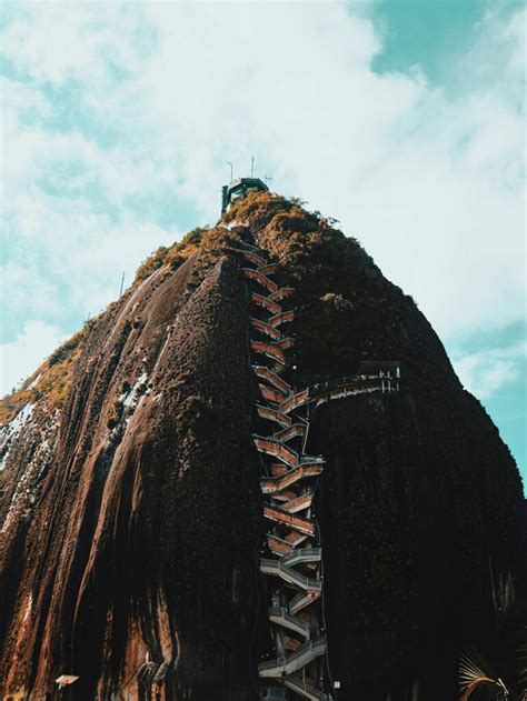 2026 Piedra Del Peñol A 740 Step Climb Between Heaven And Earth