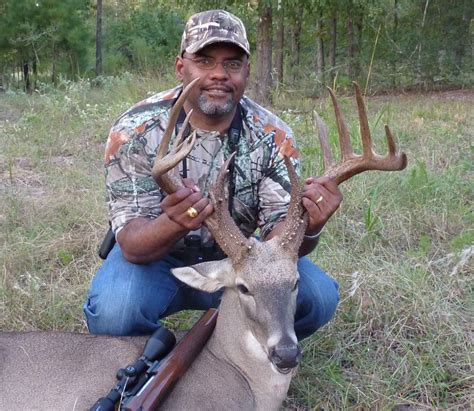 Huntsville Whitetails Deer Hunting In Style