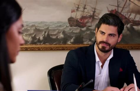 Cenay Türksever Przystojny Cihan Z Serialu Panna Młoda Skradł