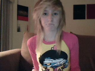 Gratuit Dipsea Hot Brunette Nerd Renee Richards Show Off Image Free Pic Xxx