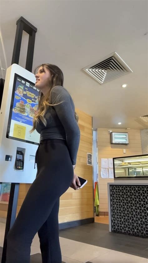 Compilation Of Last Week Something For Everyone Pawg Camel Toe
