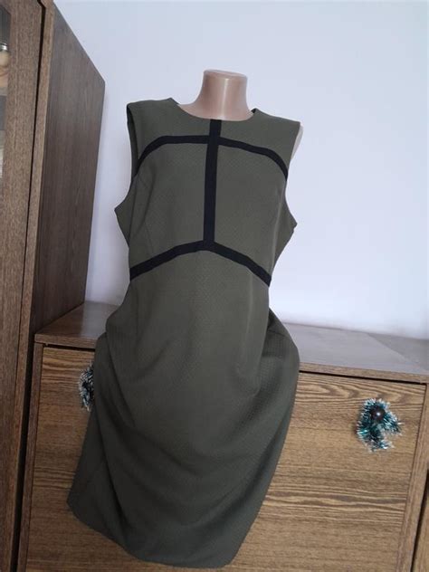 Плаття 👗 — ціна 125 грн у каталозі Сукні міді Купити жіночі речі за доступною ціною на Шафі