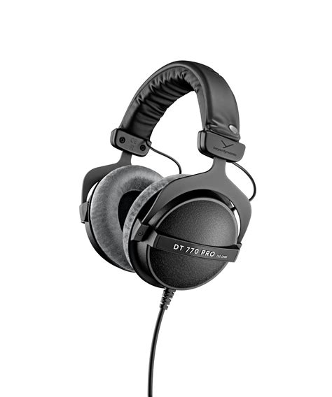 beyerdynamic Dt 770 Pro 250 Ohm Studio Wired Over Ear Headphones (Black ...