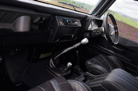 Land Rover Defender 90 Td5 Camo Edition E2 Oko Williams Classics