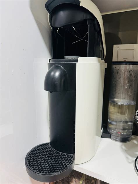 Nespresso Coffee Machine Vertuo White With Box And 5 Sleeves Of Capsules Tv And Home Appliances