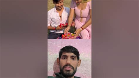 Ladaka Ne Diya Ladaki Ko Ts Shorts Viralvideo Youtubeshorts Love