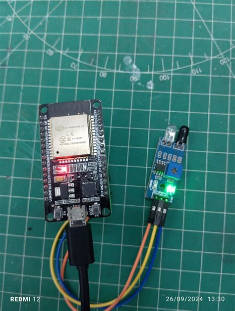 Panduan Pemula Menghubungkan Sensor Infrared Dengan ESP32 Labrobotika