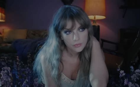 Taylor Swifts Lavender Haze Officially Reaches Top 10 At Pop Radio