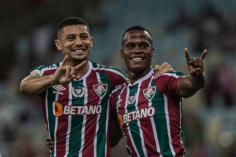 andré e jhon arias vivem dia decisivo no fluminense explosÃo tricolor