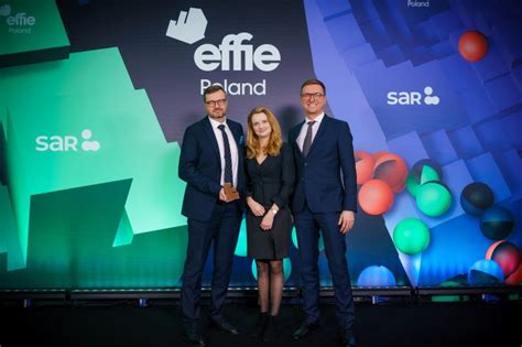 Bosch Polska Z Brązową Statuetką Effie Julia Baran