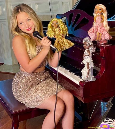 Celebridades Femeninas Oficial Lilliana Ketchman Esta Lindura Tiene