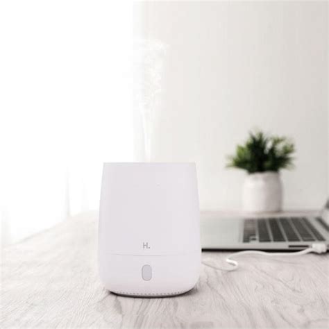 Aroma Hl เครื่องอโรม่า ใส่น้ำมันหอมระเหย พ่นไอน้ำ พ่นกลิ่น ขนาดกระทัดรัด ความจุ 120 มล ขาว