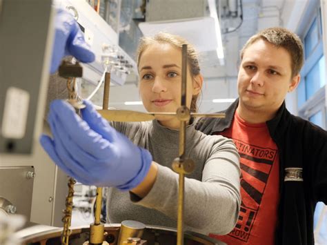 Towards Energy Efficient Brain Like Computers Researchers Identify