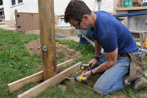 How To Line Up Fence Posts Straight MyFixitUpLife