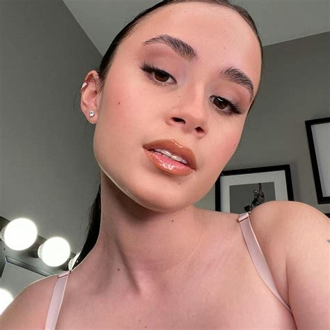 The Cloud Skin Makeup Trend Is All About A Perfectly Hazy Glow