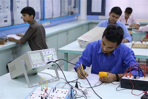 Thakur Polytechnic Diploma College In Mumbai