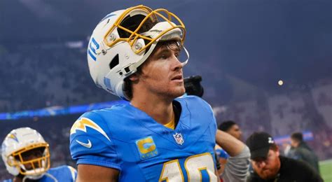 Justin Herbert Is Getting Roasted After New Photo Shows The