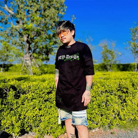 เชียร์มวยกำลังมันส์ นาบิลได้แชมป์ เเสงเทียนมือลั่น พ่อบ้านตัวเเสบ แสงเทียน โฉมศิริ