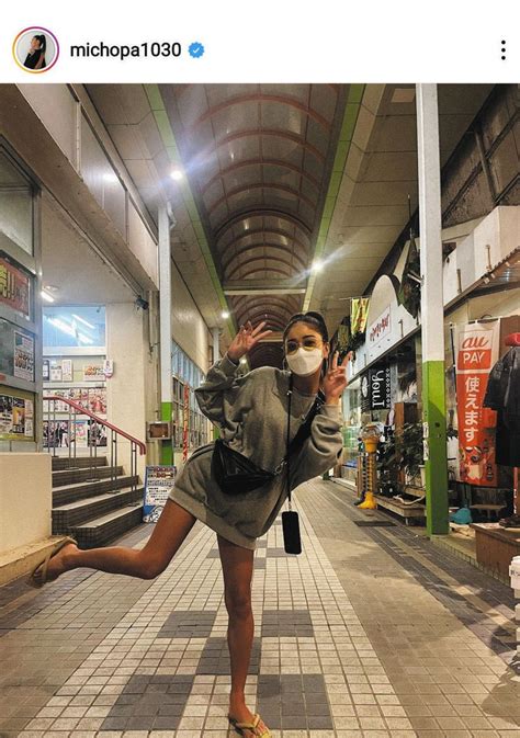 【写真】みちょぱ、24歳の美脚を披露：中日スポーツ・東京中日スポーツ