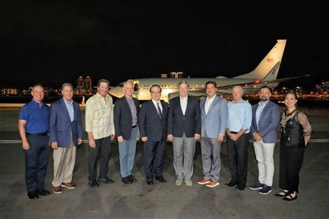 АНУ ын Төлөөлөгчдийн танхимын төлөөлөгчид Тайваньд очлоо