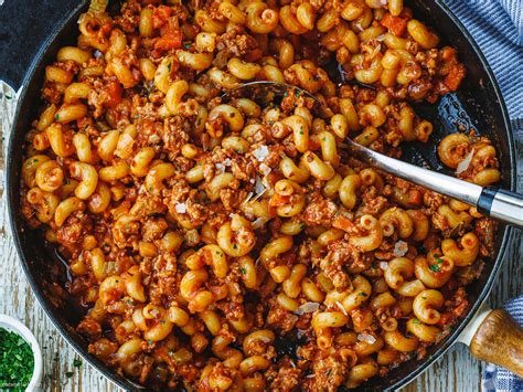 Ground Turkey Pasta Recipe — Eatwell101