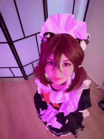 Maid Dragoon Cosplay S Find And Share On Giphy