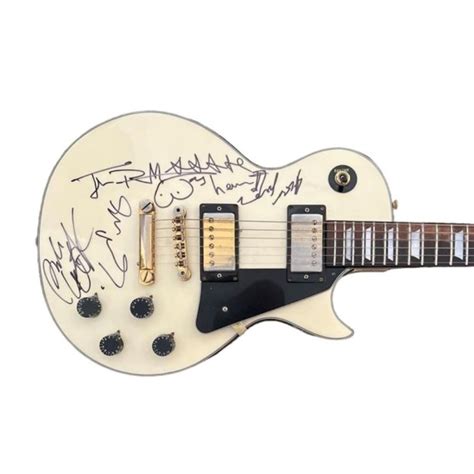 chitarra elettrica firmata sex pistols charitystars