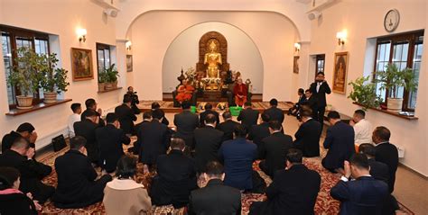 နိုင်ငံတော်စီမံအုပ်ချုပ်ရေးကောင်စီဥက္ကဋ္ဌ နိုင်ငံတော်ဝန်ကြီးချုပ် ဗိုလ်ချုပ်မှူးကြီး မင်းအောင်လ