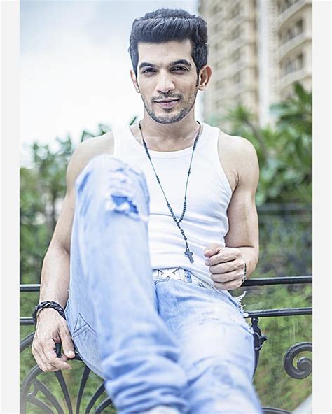15 Hot Pics Of Arjun Bijlani One Of The Sexiest Men On Indian Television