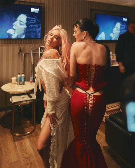 Katy Perry In Her Whale Tail Corset Outfit Of The Day