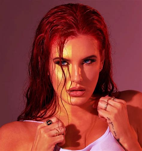 Justina Valentine Strawberry Soda Lyrics
