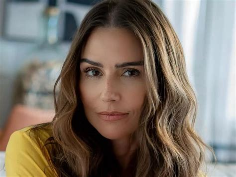 Deborah Secco Revela Que Remover Silicone Para Viver Caminhoneira No Cinema