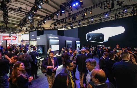 Microsoft Kinect Reborn As Smart Eyes And Ears For IOT Products IoT Hub