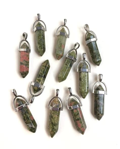 უნაკიტის გულსაკიდი კრისტალი Kelis მაღაზია