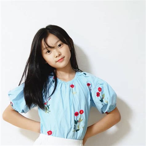 Shin Yun Ju Picture 신윤주 Hancinema