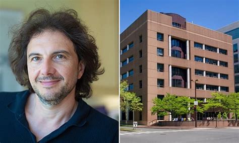 MIT Biology Professor Sues After Being Accused Of Sexual Harassment Daily Mail Online