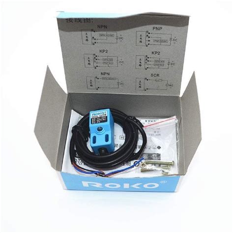 Sn04 N Pnp Inductive Proximity Sensor Robodo