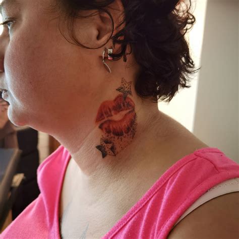 What Does A Lips Tattoo On The Neck Symbolize Meaning And Cultural