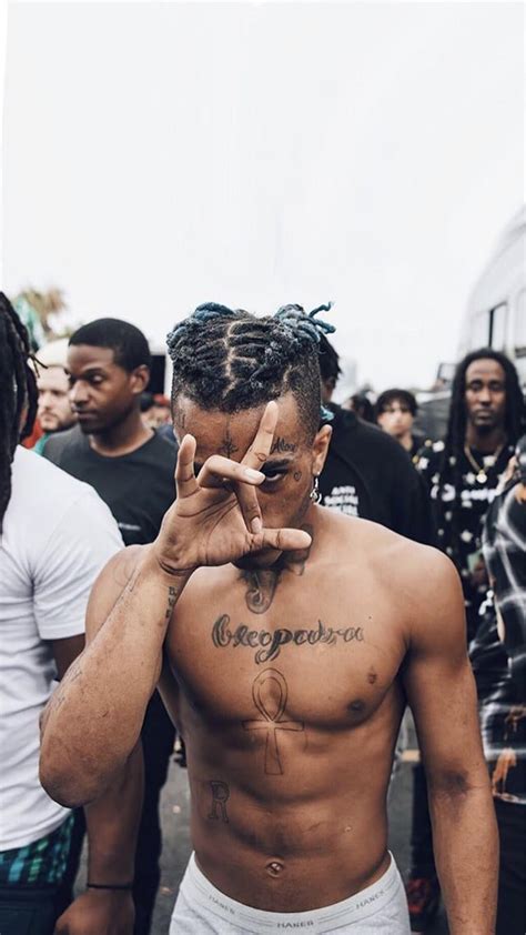 Probably One Of My Favourite Pictures Of X The Hand Sign Is A Representation Of ‘love In Which