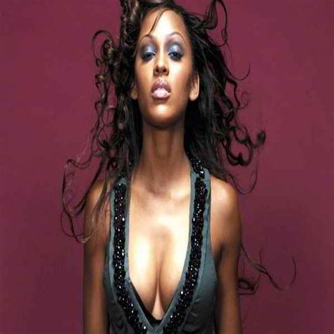 Meagan Good Bra Size And Body Measurements Celebrity Measurements