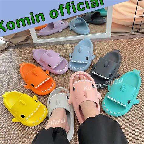 Jual Bebas Ongkir Komin Sendal Hiu Dewasa Cartoon Sandal Hiu Wanita Anti Slip Empuk Sendal