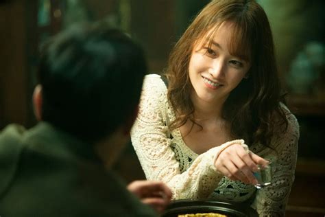 세월이 지나면 더 마음에 와닿는 영화 연애 빠진 로맨스 명대사 모음 서른부턴 좀 다르게 살아볼까 해 내 인생의 주인공으로 사랑이란 감정이 십 대에는