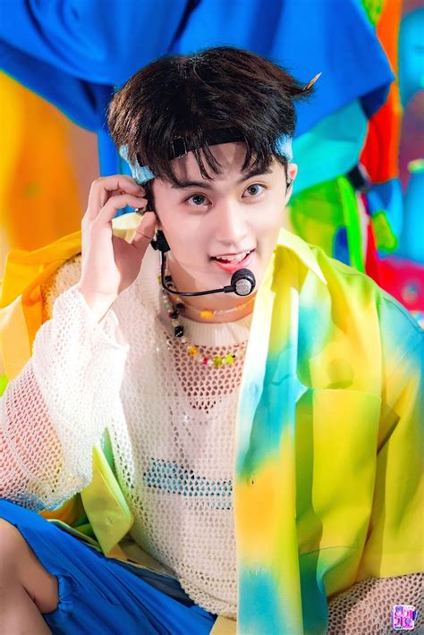 Fans React To Ncts Mark Looking Like An Adult In Recent Photoshoot